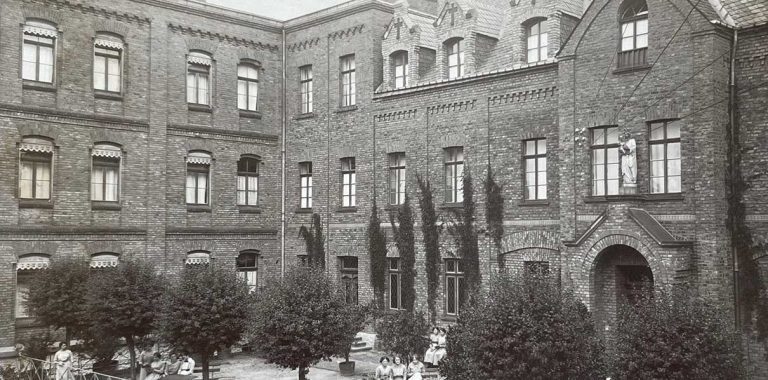 Finde mehr über uns im Kloster Arenberg heraus